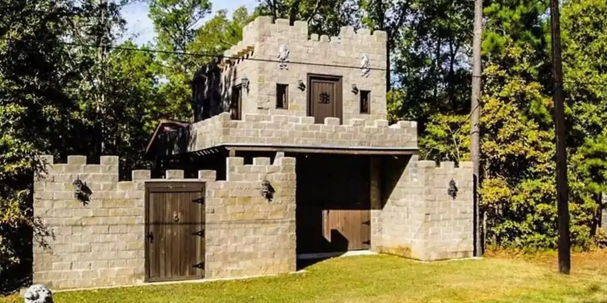 Rent a Castle in Livingston, Texas | Texas Outside