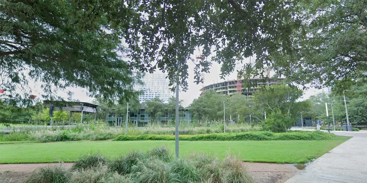 Houston’s Discovery Green: The Ultimate Urban Oasis for Art, Events ...